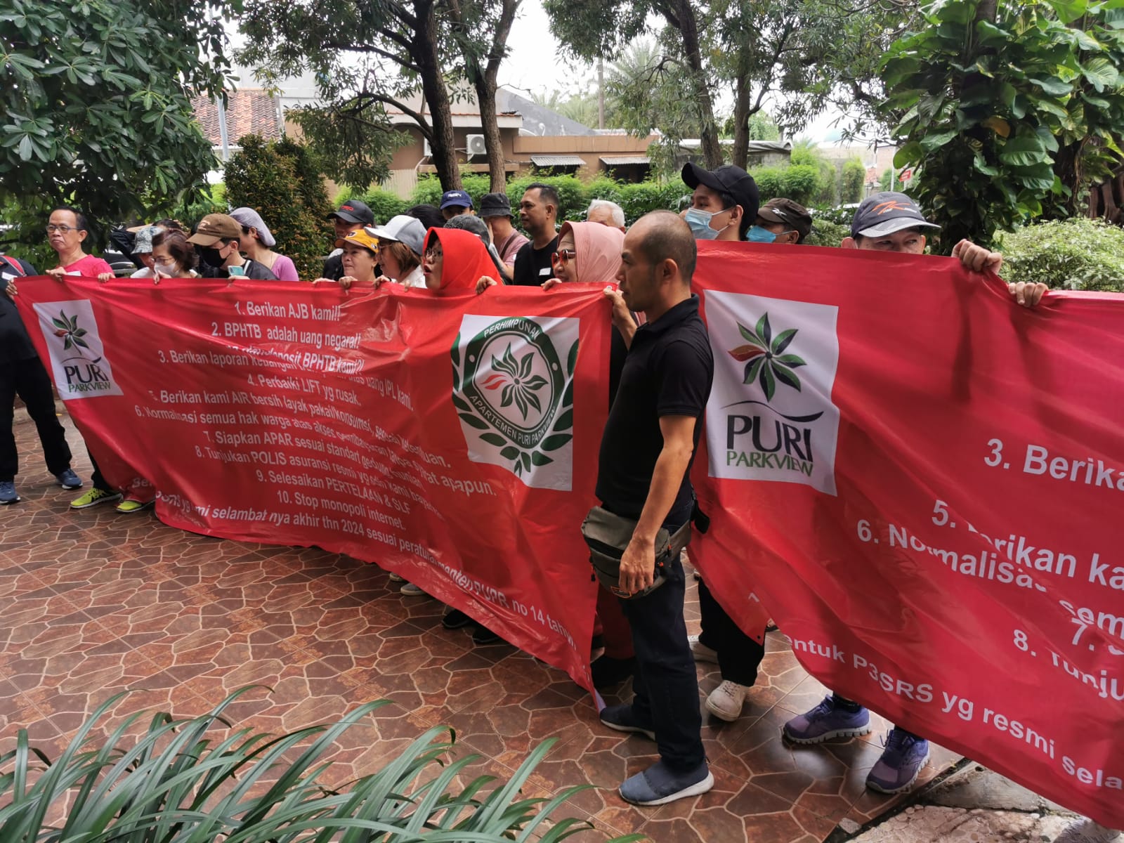 Tindakan Semena-mena Pengelola Terhadap Penghuni Apartemen Puri Park ...