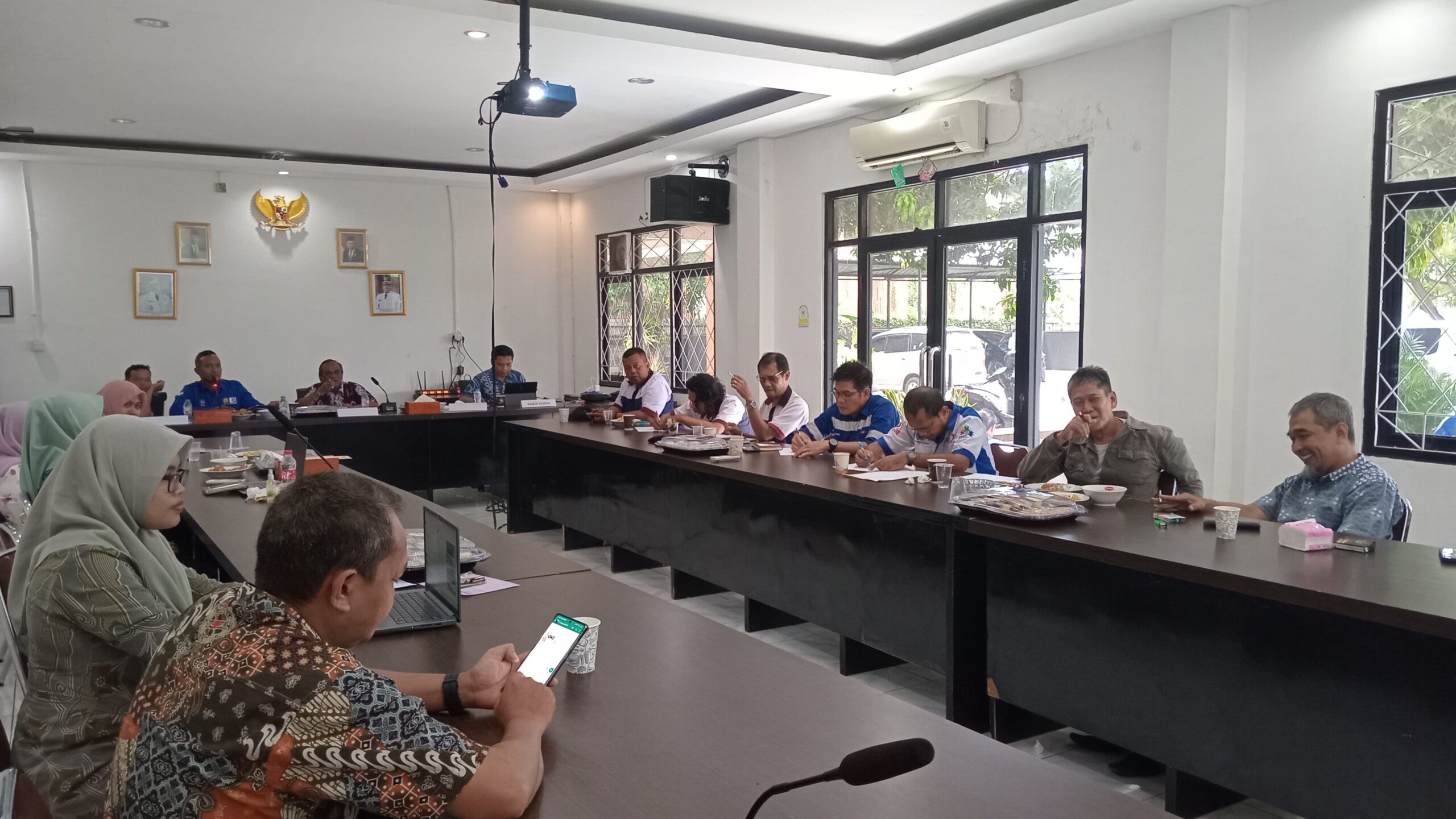 Momen Merajut Kebersamaan Pekerja, Pengusaha dan Disnaker Kota Cilegon ...