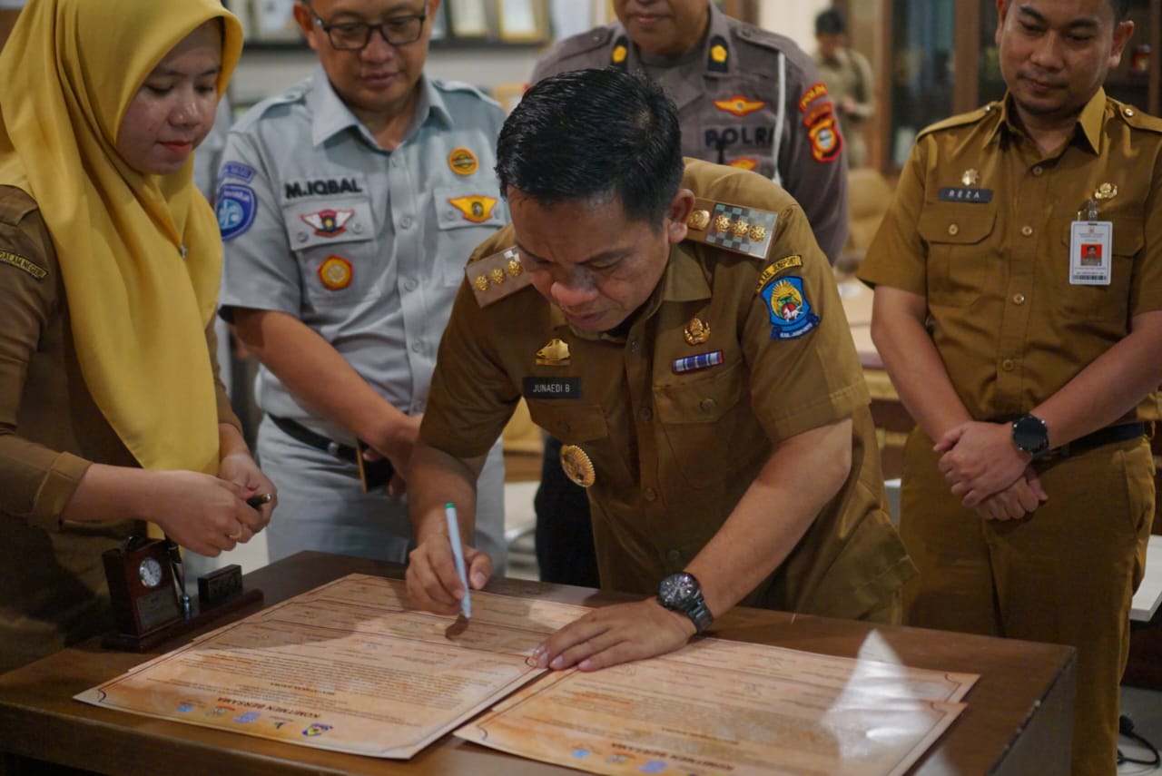 Optimalisasi Pendataan Kendaraan Bermotor, Pemda Jeneponto Tandatangani Komitmen Bersama ...